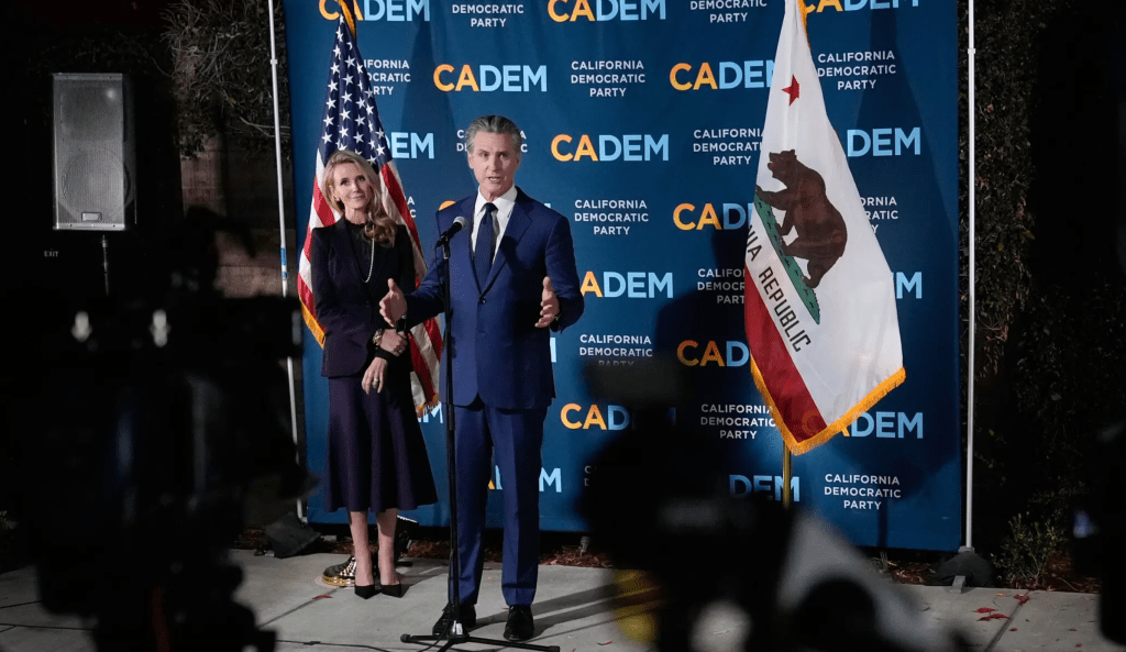 Trump a-t-il ordonné une enquête sur Newsom et sa femme ? | Le blogue ...